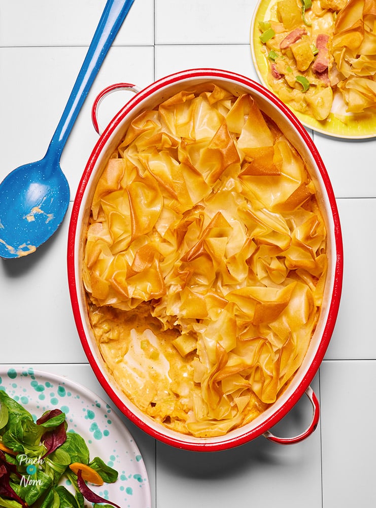 Cheesy Ham and Leek Pie - Pinch Of Nom